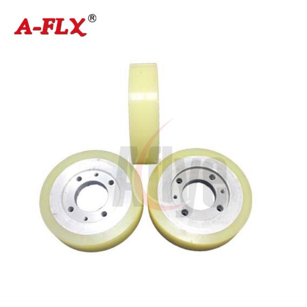 613C001G01 Escalator Handrail Drive Roller D135x35mm